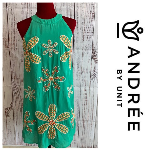 ANDREE BY UNIT | Dresses | Green Embroidered 6s Style Dress Andre By ...